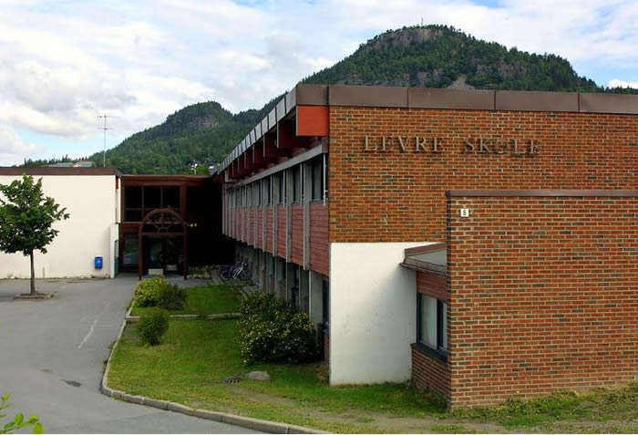Levre skole og Levre skoles musikkorps Levre skole og Levre skoles musikkorps